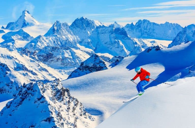 Essential Information for Visiting Switzerland in Winter | Holidays to ...